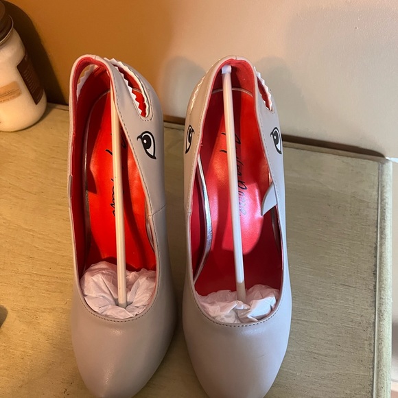 Taylor Reeve | Shoes | Taylor Reeve High Heels | Poshmark